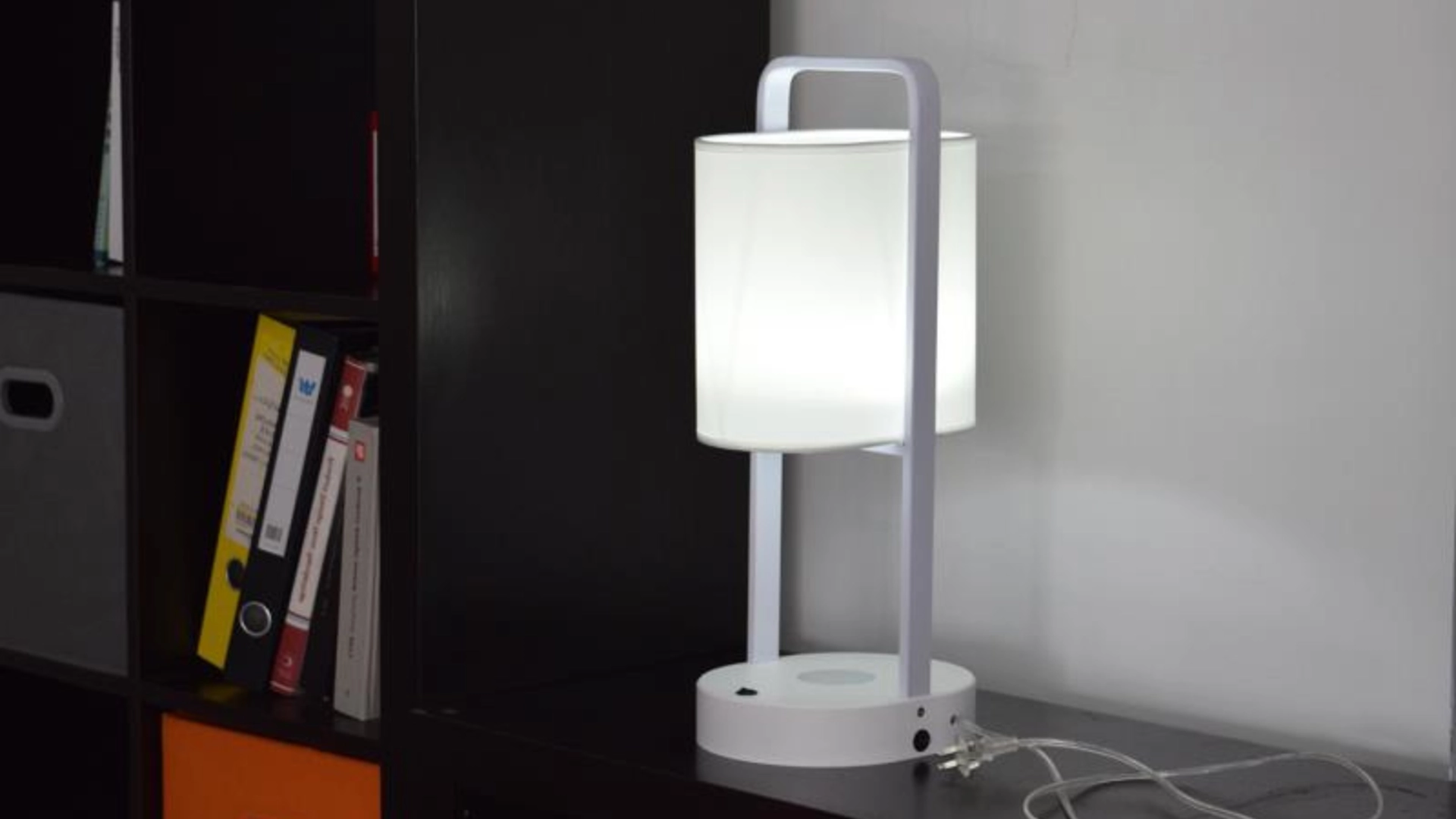 inPOWERED Lights Vertical Lamp Work from home essential