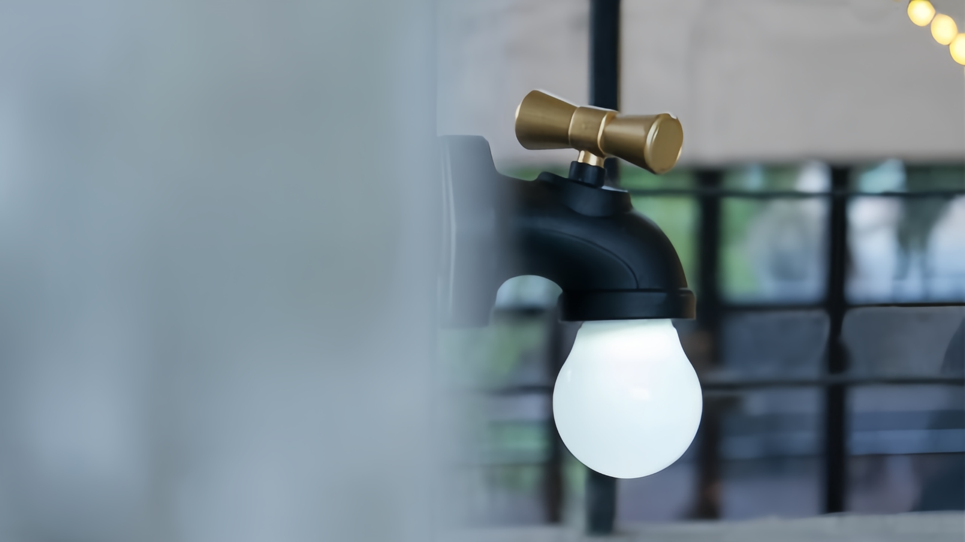 Smart Faucet Night Light: Elegance Illuminated for Your Space