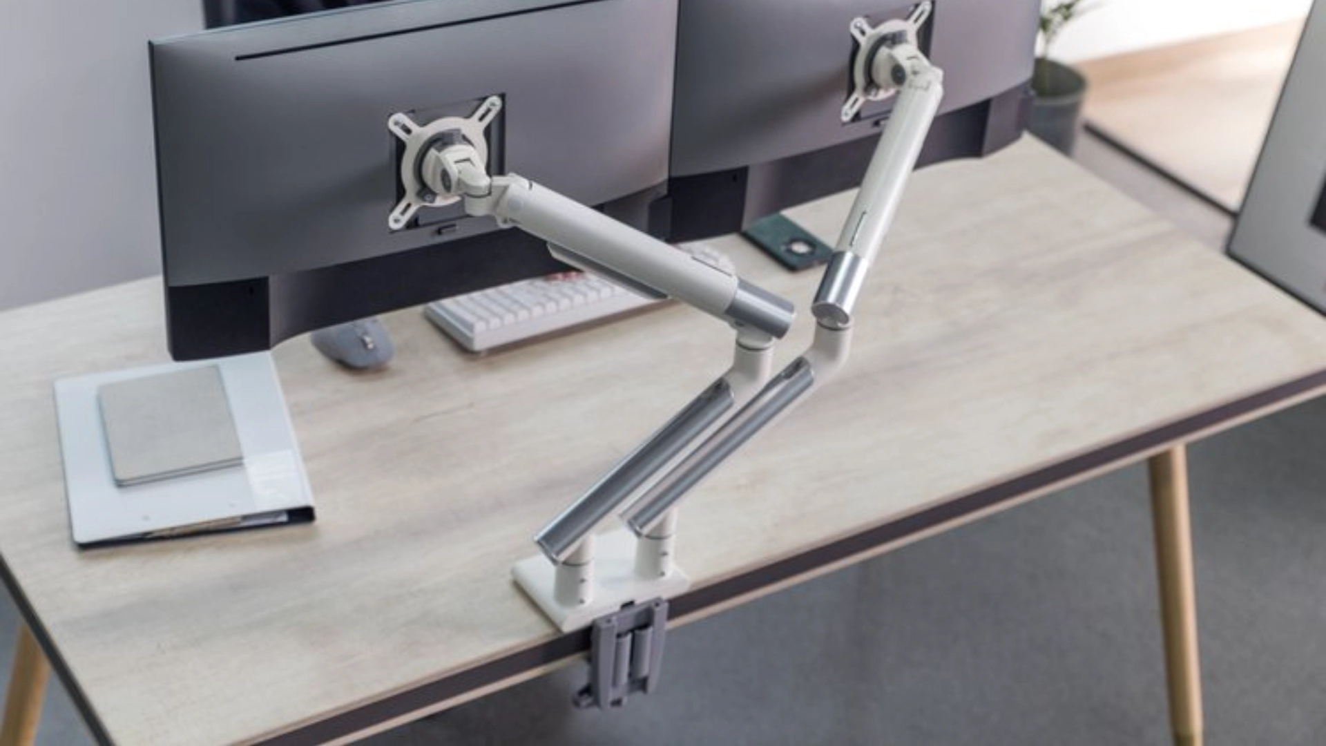 Dual Monitor Mount Articulating Arms (Arctic White)