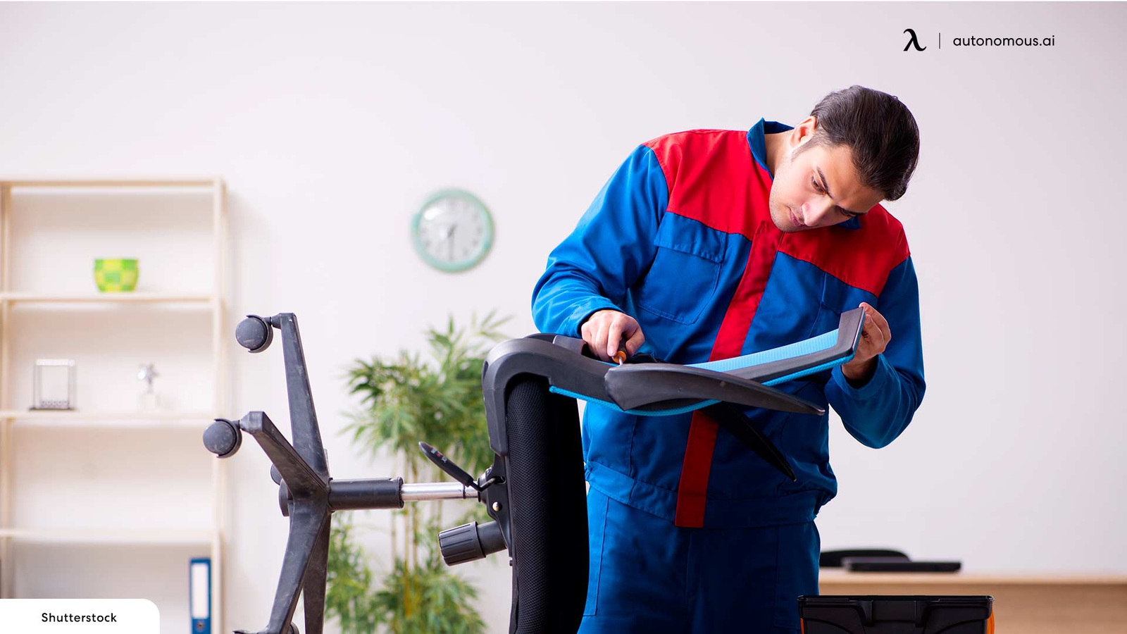 How to Repair a Broken Office Chair – Should it be Replaced?