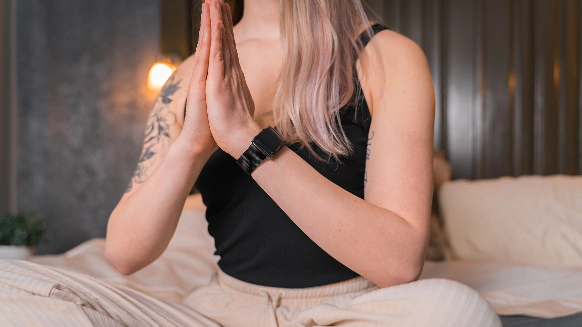 Pavlok 3 Pro Deluxe: Mindfulness Watch & Vibrating Wearable Alarm