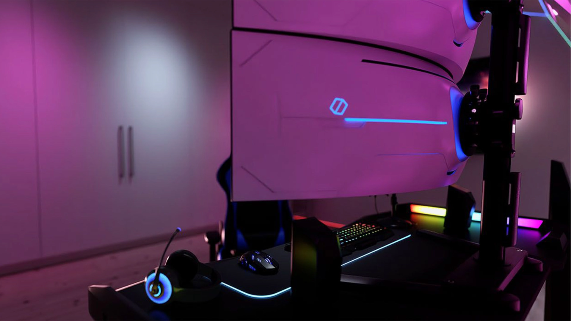 ATDEC Super Heavy Duty Dual Freestanding Monitor Mount